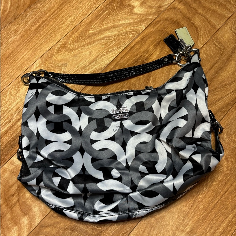 Coach Y2k Black And Gray Hobo Bag With Modern Design - Gem